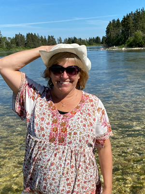 About Me – Dewpoint Arts – Dawn Piasta Quilt Artist